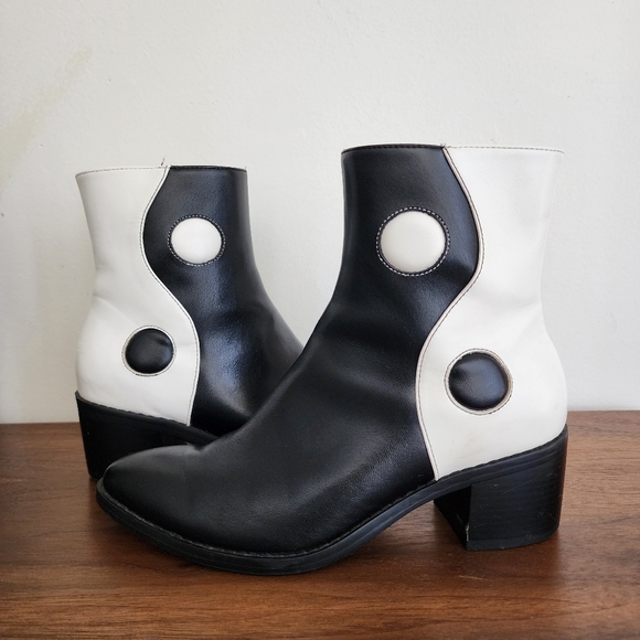 MCLC | Shoes | Mclc Womens Balancing Act Yin Yang Black White Booties | Poshmark